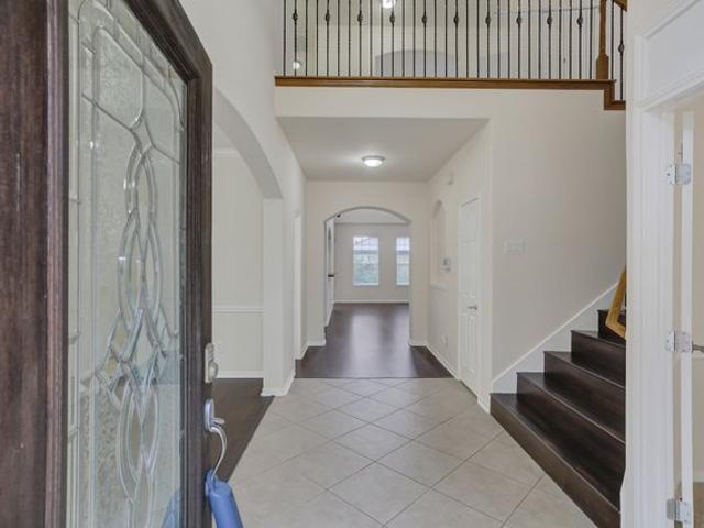 1745 N Meridian Greens Dr, Dickinson, TX 77539