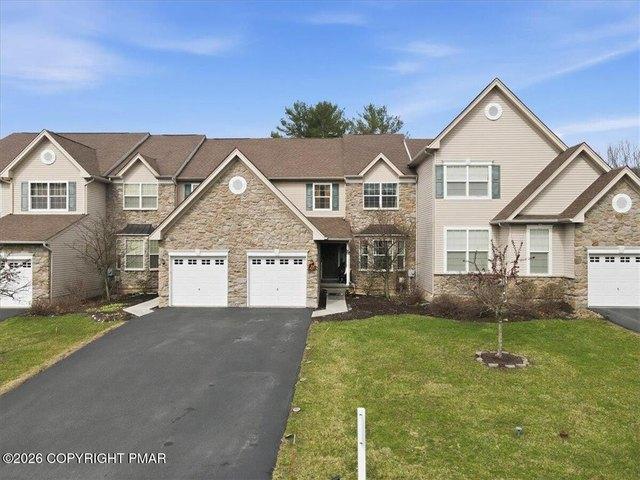 1745 Big Ridge Dr, East Stroudsburg, PA 18302