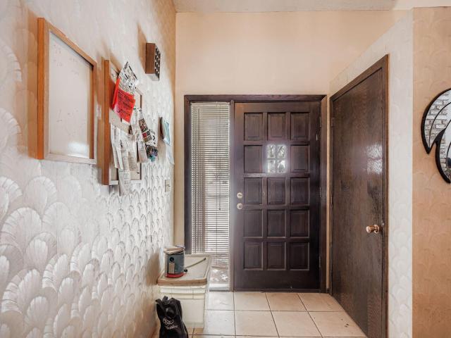 1745 Duluth St, Paul, MN 55109 | MLS #6820 | Compass