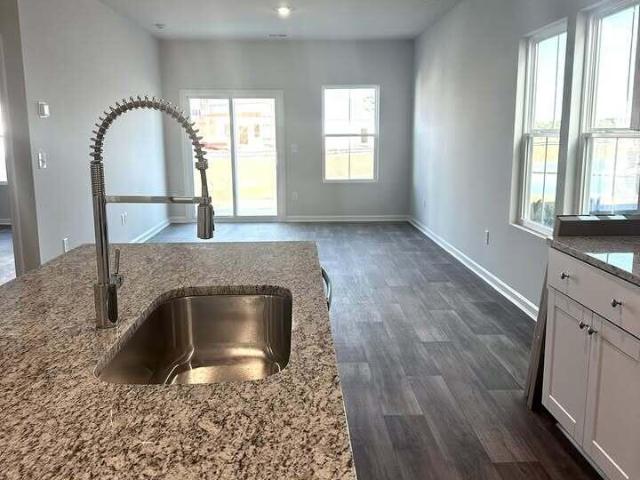 1745 Hunting Harris Court SW