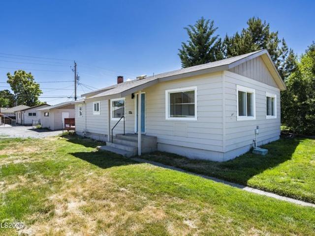 1745 I St, Sparks, NV 89431