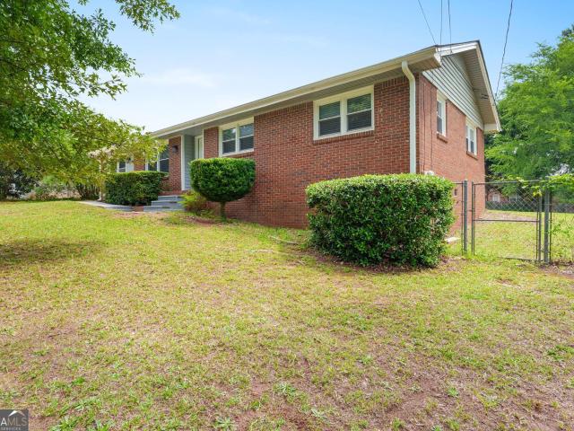 1745 Rockbridge Road NW