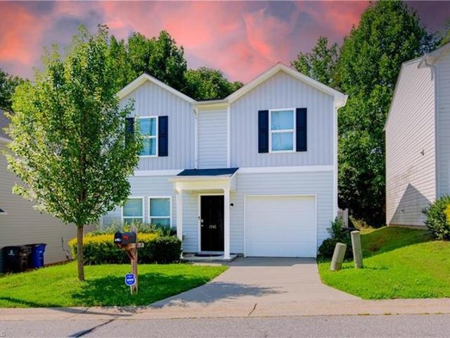 1745 Sandersted Village Cir, Winston Salem, NC 27103