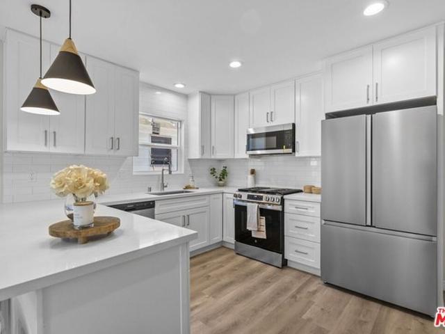 1745 W 39th St, Los Angeles, CA 90062