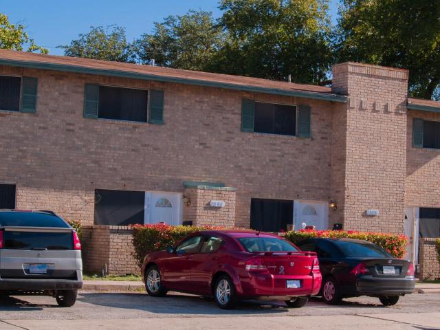 1745 wooten park dr # 101