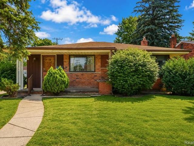 17462 Fox, Redford, MI 48240