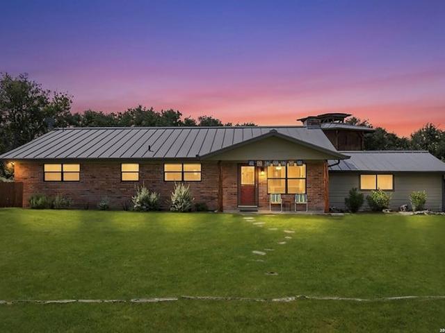 1746 Cattail, Canyon Lake, TX 78133