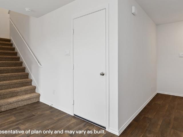 1746 Rapid Drive