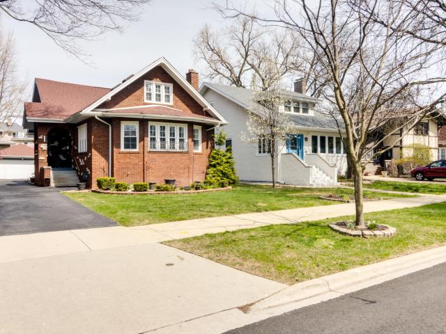 1746 W 104th Pl, Chicago, IL 60643 | MLS #12614 | Compass