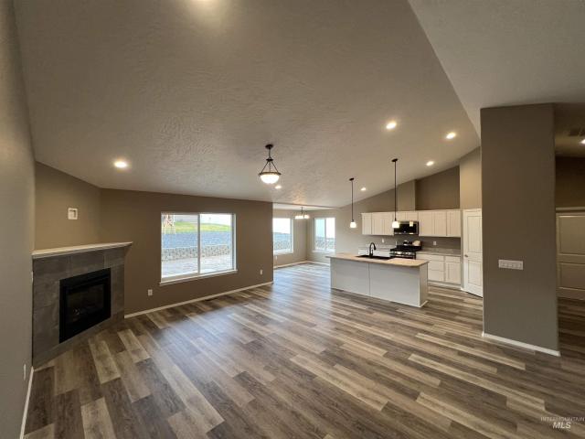 1746 Yellowstone Court