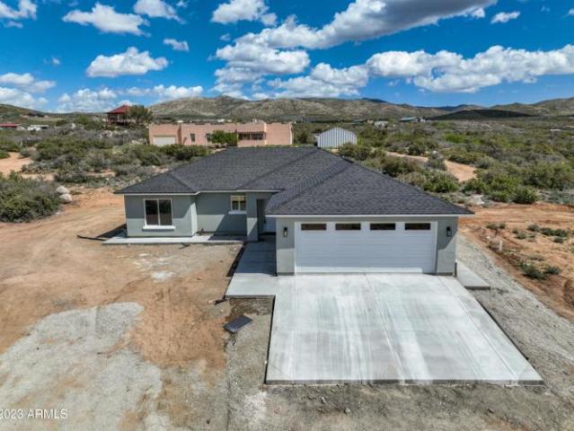 17470 E Hiding Horse Ln, Dewey, AZ 86327
