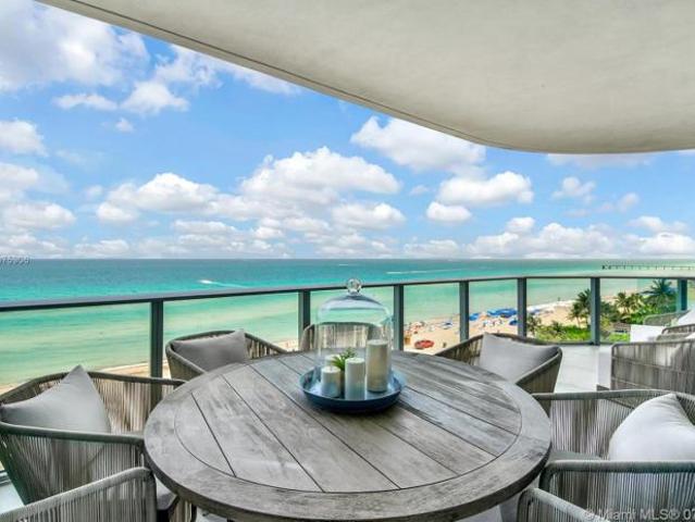 17475 Collins Ave #301 Sunny Isles Beach, FL 33160