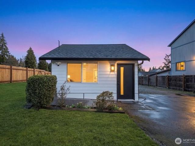 1747 NE 147th St Unit 1, Shoreline, WA 98155