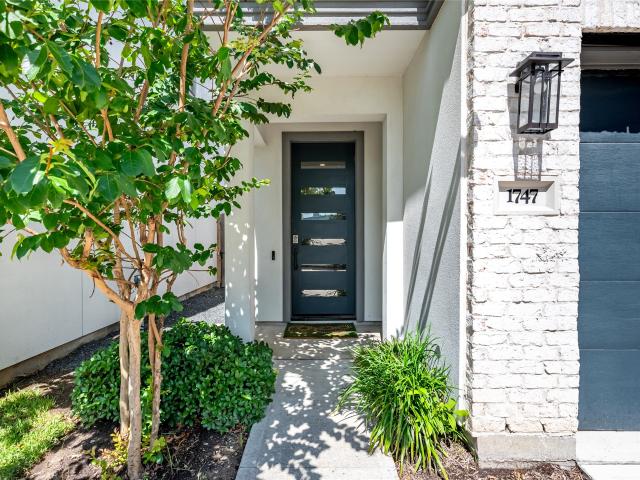 1747 Ojeman Spring Ln, Houston, TX 77055 | MLS #36776