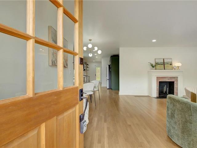 1747 Cascade Terrace SW