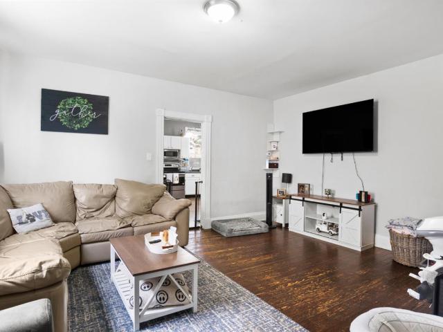 1747 Compton Road