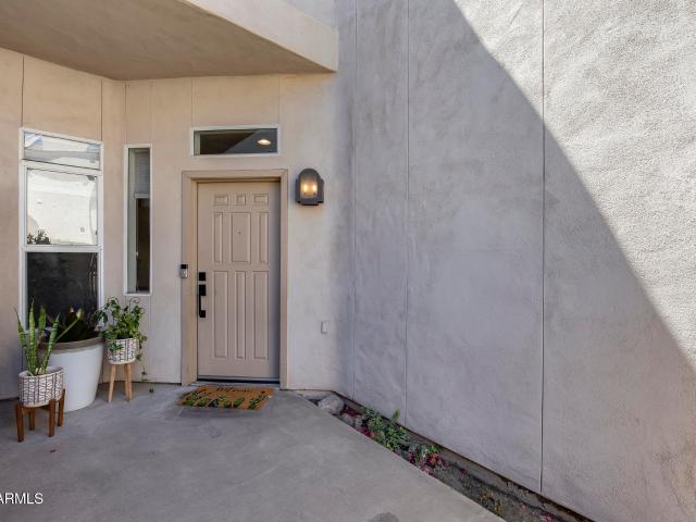 1747 e northern avenue # 117
