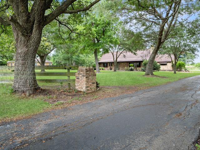 1747 Fm 365