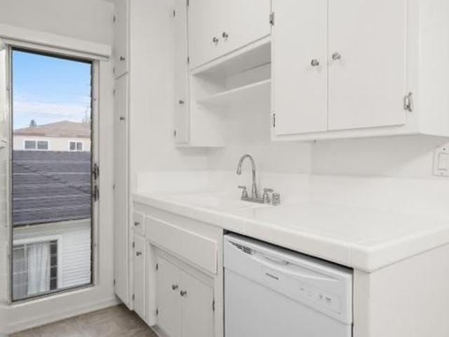 1747 Franklin Street, 2 Bedroom Apartment for Rent at 1747 1747 Franklin Street, Santa Monica, CA 90404 Pico