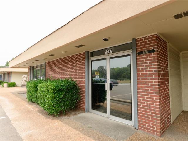 1747 George Washington Memorial HWY