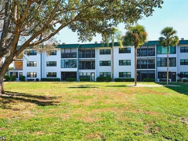 1747 Pebble Beach Dr Apt 302, Fort Myers, FL 33907