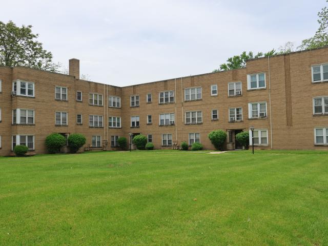 1747 W 95th Place # 1