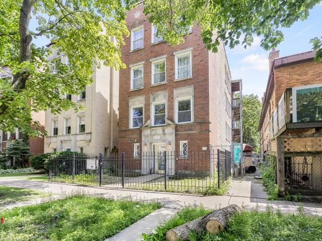 1747 W Pratt Blvd Apt 1, Chicago, IL 60626