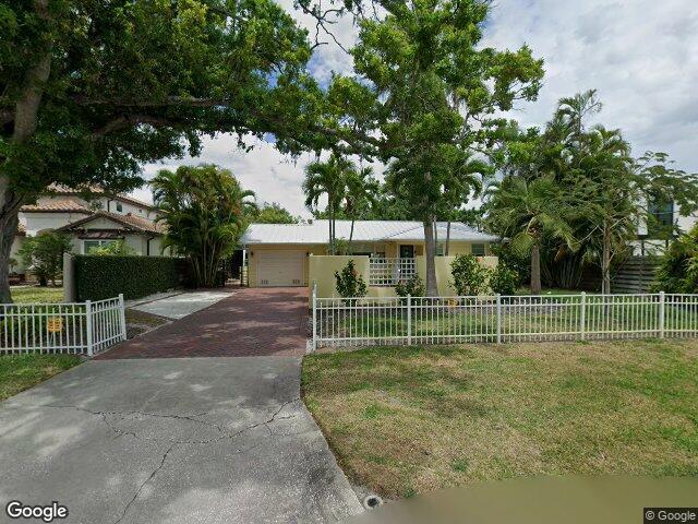 1747 Waldemere St, Sarasota, FL 34239