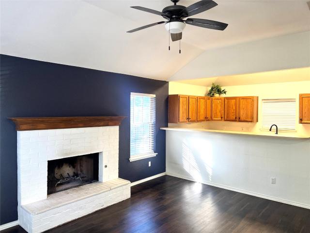 1747 Windy Park Cir