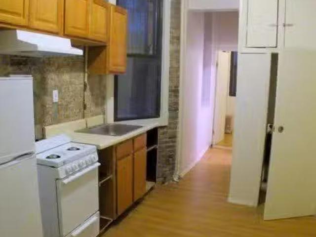 174896 125 Madison St #1