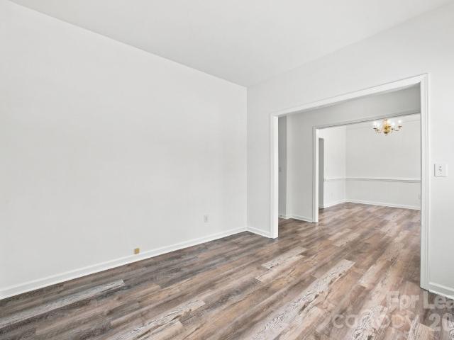 1748 Chinchester Lane