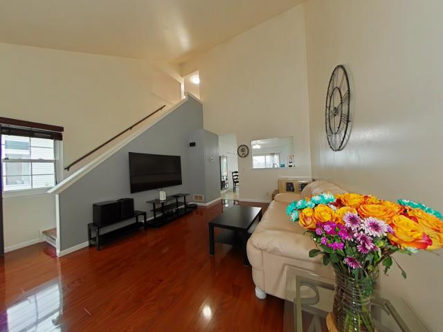 1748 Hazelnut Lane
