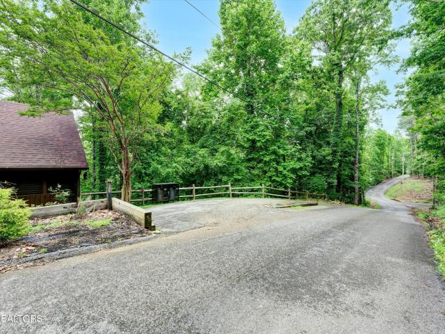 1748 Ridgecrest Drive