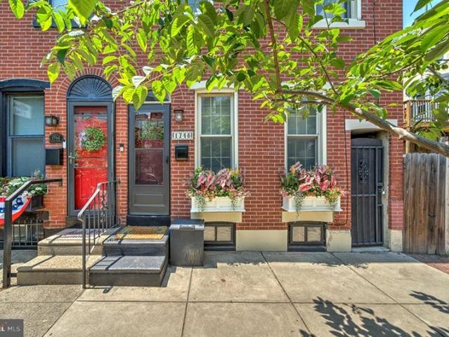 1748 Tulip St, Philadelphia, PA 19125