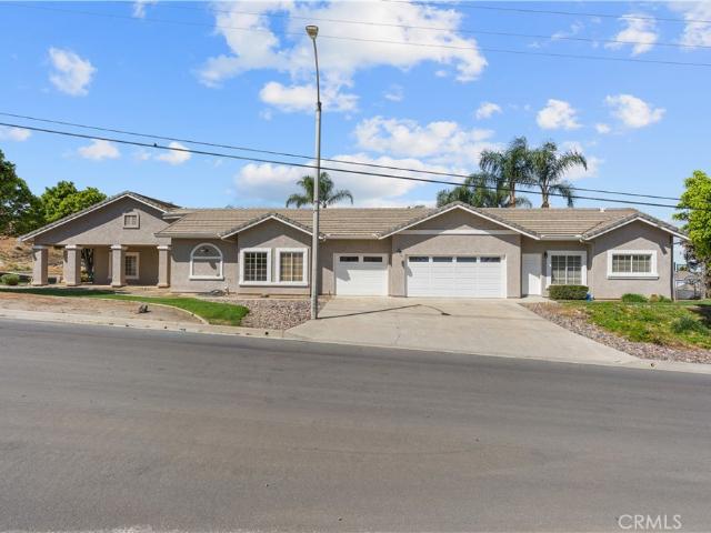 17492 Mariposa Ave, Riverside, CA 92504 | MLS #IV26018 | Compass