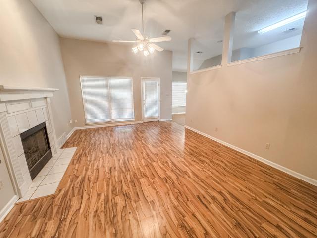 1749 meadow river cv