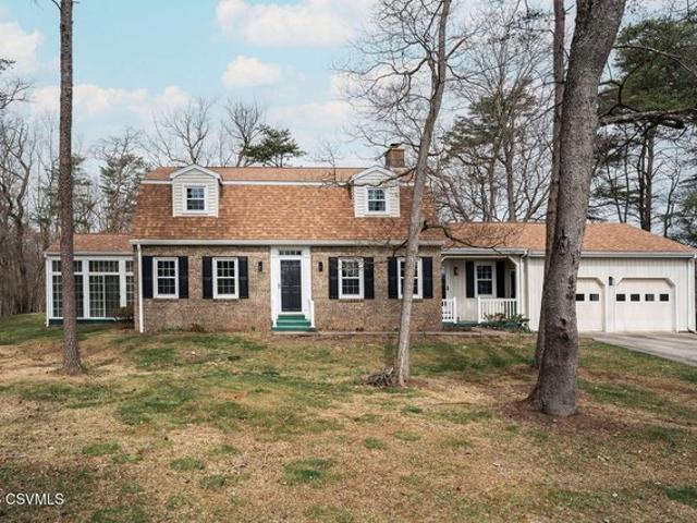 1749 Mile Hill Rd, Sunbury, PA 17801