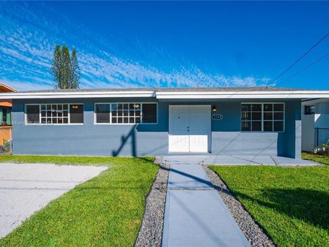 1749 NW 154th St, Miami Gardens, FL 33054