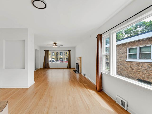 1749 E 71st Place