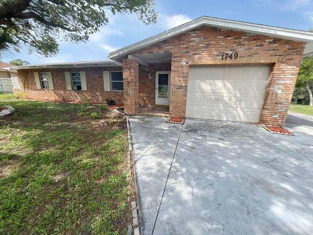 1749 Haverhill Dr, Deltona, FL 32725