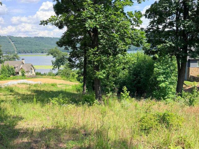 1749 Lookout Mountain Drive