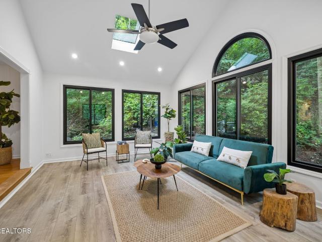 1749 Polkwright Lane