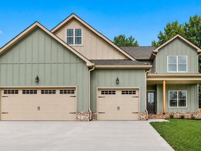 1749 Powell Rd, Clarksville, TN 37043