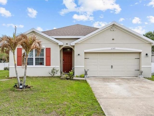 1749 SW Alberca Ln, Port Saint Lucie, FL 34953