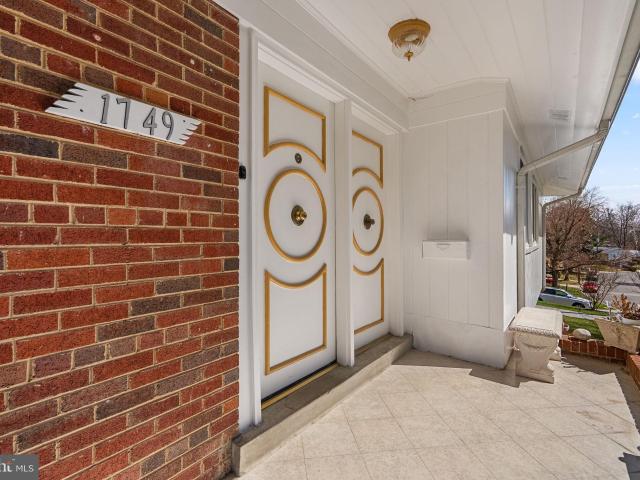1749 Verbena St NW, Washington, DC 20012 | MLS #DCDC2251 | Compass