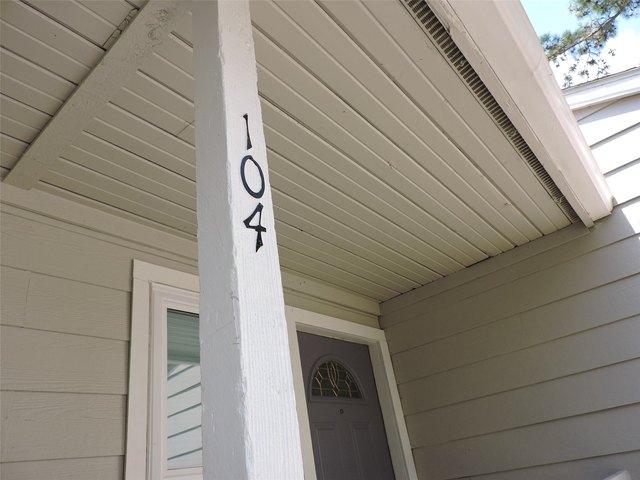 17401 Red Oak Dr Apt 104, Houston, TX 77090