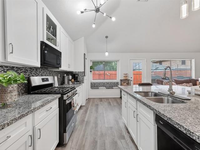 17402 Hamilwood Dr, Houston, TX 77095