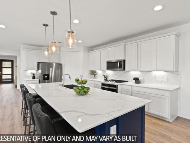 1740 Mesquite Trail