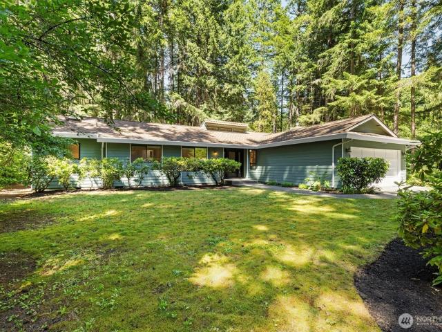 1740 NW Marmot Circle