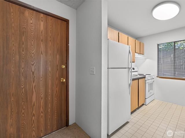 1740 NE 86th Street # 101